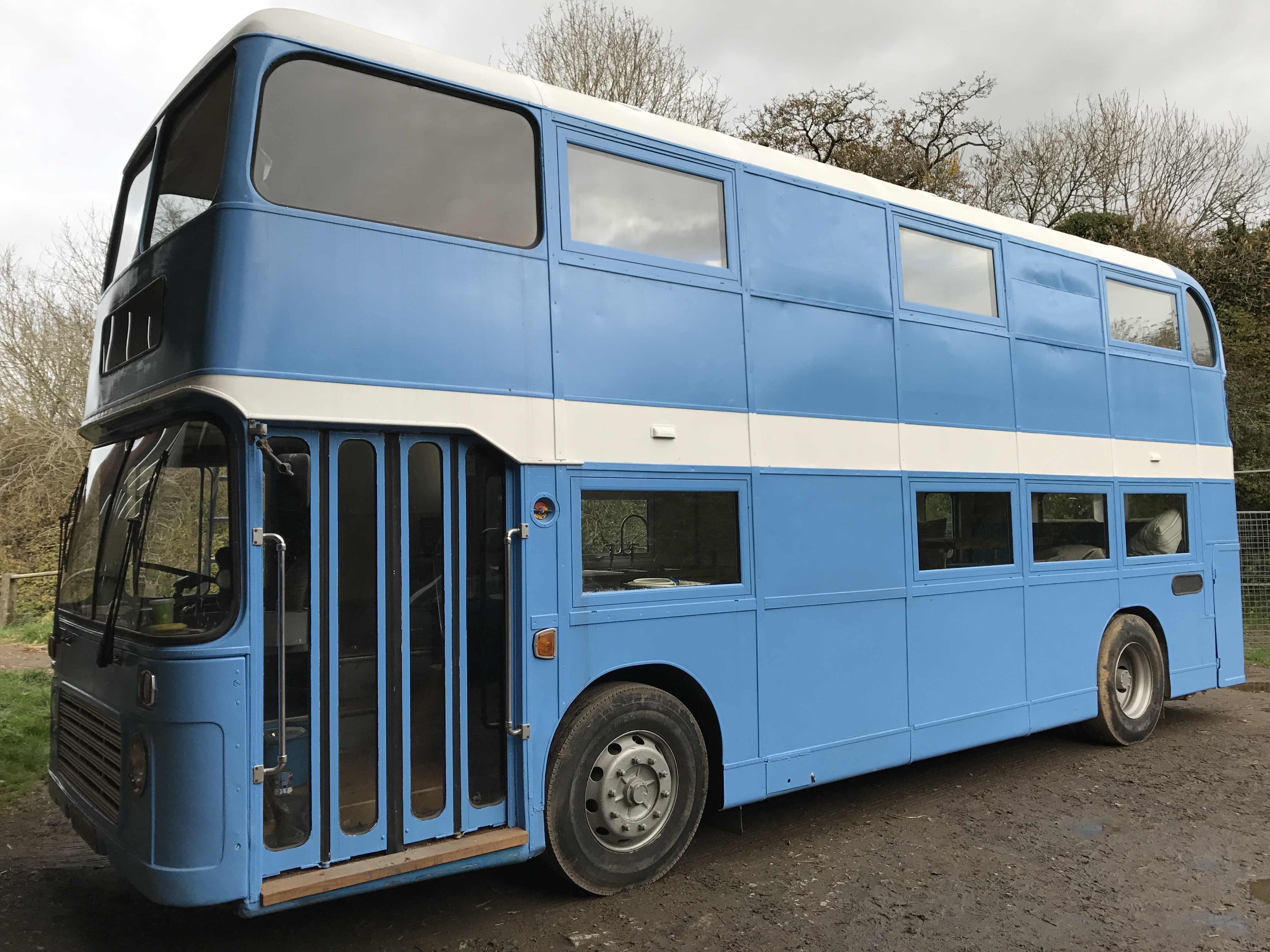 Double decker gets double glazed for TV fame | Liniar